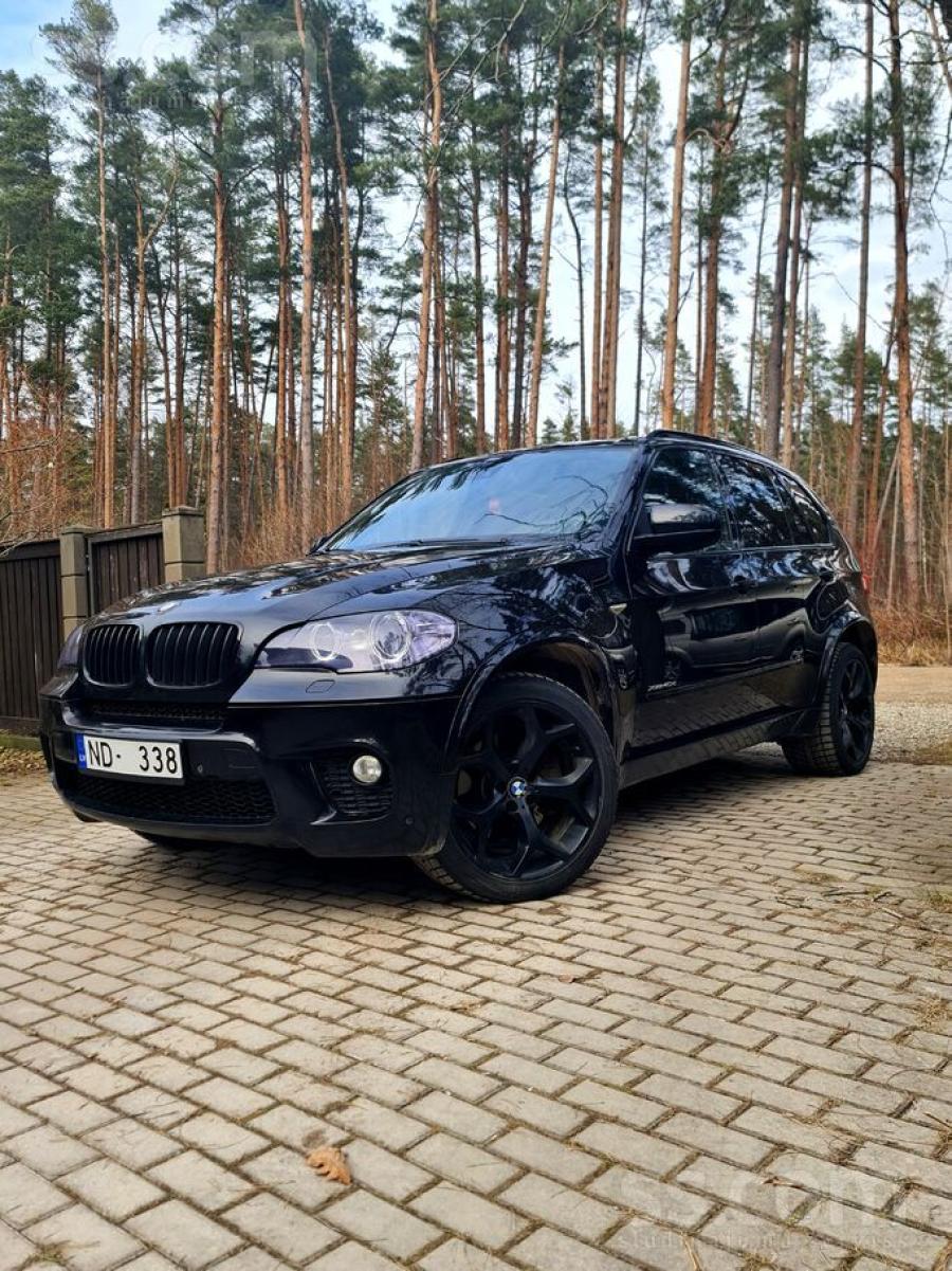 Melns BMW X5 2011 Jūrmala, ar dzinēja tilpumu 3.00 L un nobraukumu 0 tūkst. km par 9990 €, foto 4 vietnē AUTOMOTO.COM.LV