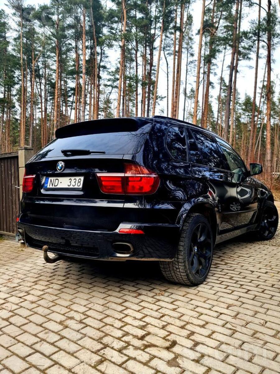 Melns BMW X5 2011 Jūrmala, ar dzinēja tilpumu 3.00 L un nobraukumu 0 tūkst. km par 9990 €, foto 7 vietnē AUTOMOTO.COM.LV