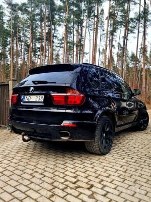 Melns BMW X5 2011 Jūrmala, ar dzinēja tilpumu 3.00 L un nobraukumu 0 tūkst. km par 9990 €, foto 8 vietnē AUTOMOTO.COM.LV