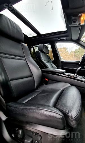 Melns BMW X5 2011 Jūrmala, ar dzinēja tilpumu 3.00 L un nobraukumu 0 tūkst. km par 9990 €, foto 13 vietnē AUTOMOTO.COM.LV