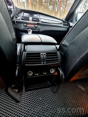 Melns BMW X5 2011 Jūrmala, ar dzinēja tilpumu 3.00 L un nobraukumu 0 tūkst. km par 9990 €, foto 15 vietnē AUTOMOTO.COM.LV