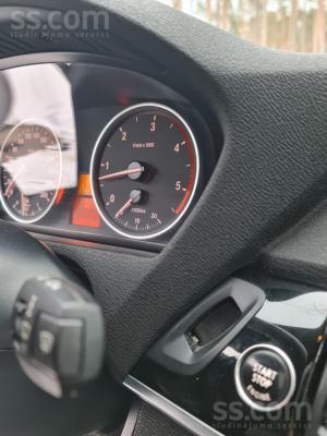 Melns BMW X5 2011 Jūrmala, ar dzinēja tilpumu 3.00 L un nobraukumu 0 tūkst. km par 9990 €, foto 18 vietnē AUTOMOTO.COM.LV
