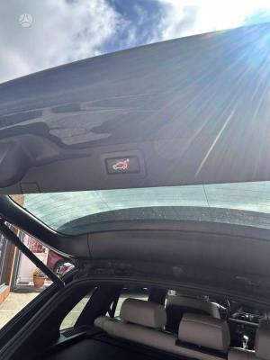 Black BMW X5 2011 in Vilnius, with an engine capacity of 2.99 L and mileage of 350 thousand km for 9300 €, photo 19 on AUTOMOTO.COM.LV