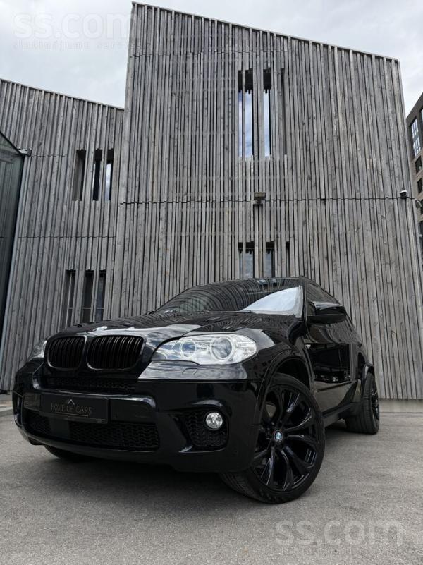 Melns BMW X5 2011 Rīga, ar dzinēja tilpumu 3.00 L un nobraukumu 288 tūkst. km par 15900 €, foto 1 vietnē AUTOMOTO.COM.LV