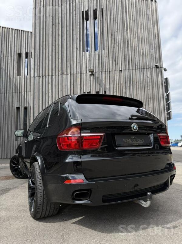 Melns BMW X5 2011 Rīga, ar dzinēja tilpumu 3.00 L un nobraukumu 288 tūkst. km par 15900 €, foto 3 vietnē AUTOMOTO.COM.LV