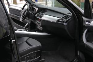 Black BMW X5 2011 in Riga, with an engine capacity of 3.00 L and mileage of 265 thousand km for 11690 €, photo 18 on AUTOMOTO.COM.LV