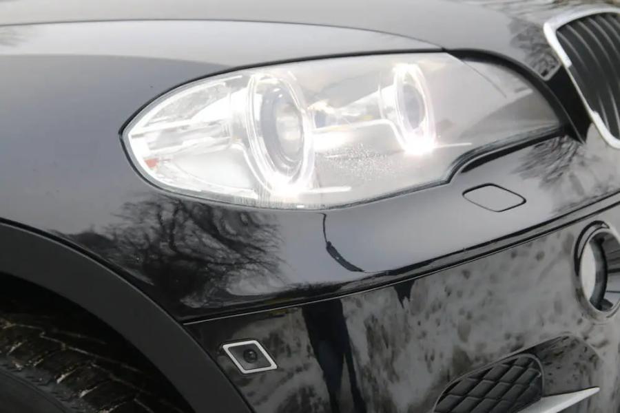 Black BMW X5 2011 in Riga, with an engine capacity of 3.00 L and mileage of 265 thousand km for 11690 €, photo 23 on AUTOMOTO.COM.LV