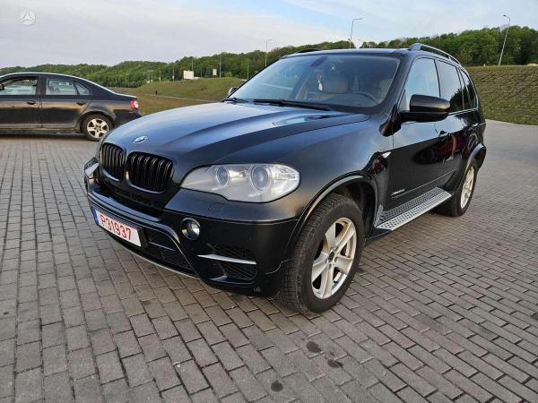 Черный БМВ Х5 2011 в Каунас, объемом двигателя 2.99 л и пробегом 272 тыс. км за 7600 €, фото 2 на AUTOMOTO.COM.LV