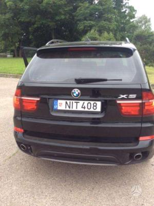 Black BMW X5 2011 in Vilnius, with an engine capacity of 3.00 L and mileage of 166 thousand km for 12000 €, photo 8 on AUTOMOTO.COM.LV