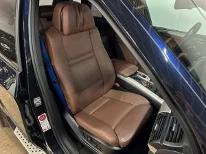 Black BMW X5 2011 in Jurmala, with an engine capacity of 3.00 L and mileage of 275 thousand km for 15450 €, photo 24 on AUTOMOTO.COM.LV