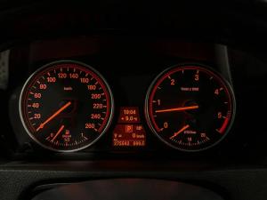 Black BMW X5 2011 in Jurmala, with an engine capacity of 3.00 L and mileage of 275 thousand km for 15450 €, photo 43 on AUTOMOTO.COM.LV