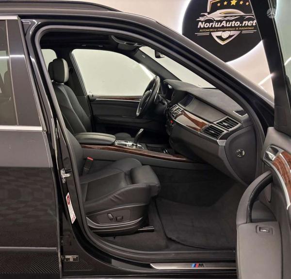Melns BMW X5 2011 Marijampole, ar dzinēja tilpumu 2.99 L un nobraukumu 250 tūkst. km par 12450 €, foto 8 vietnē AUTOMOTO.COM.LV
