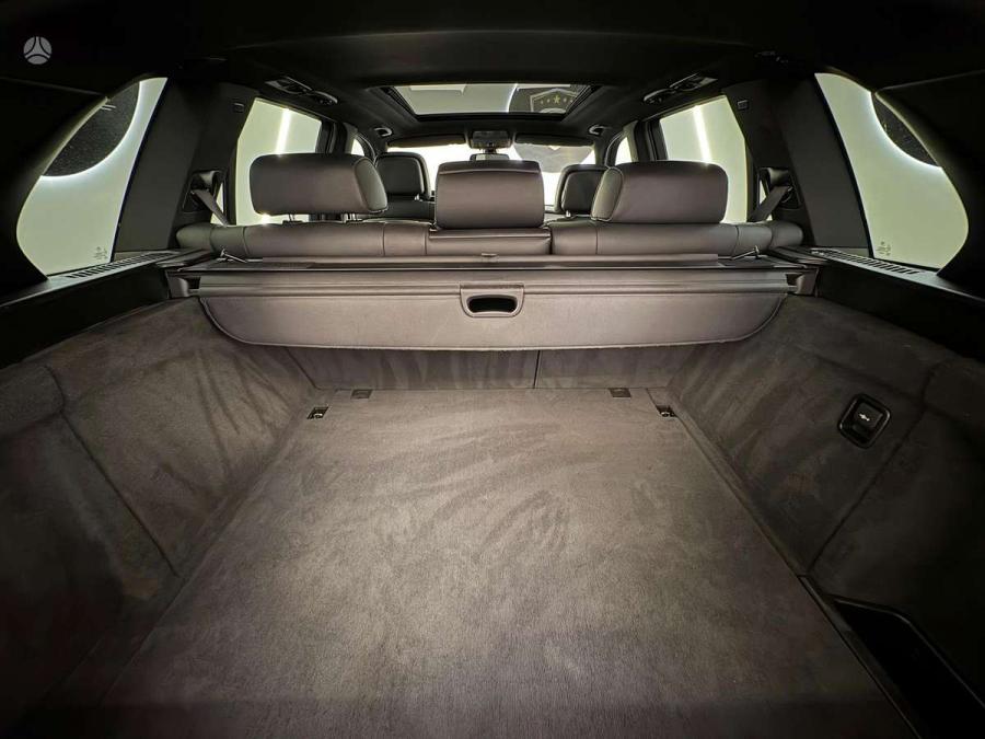 Black BMW X5 2011 in Marijampole, with an engine capacity of 2.99 L and mileage of 250 thousand km for 12450 €, photo 13 on AUTOMOTO.COM.LV