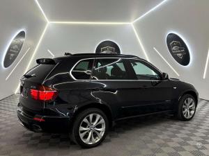 Black BMW X5 2011 in Marijampole, with an engine capacity of 2.99 L and mileage of 250 thousand km for 12450 €, photo 26 on AUTOMOTO.COM.LV