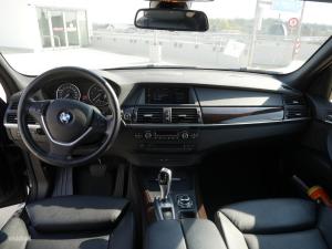 Melns BMW X5 2011 Narva, ar dzinēja tilpumu 3.00 L un nobraukumu 245 tūkst. km par 11500 €, foto 21 vietnē AUTOMOTO.COM.LV