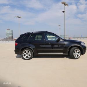Melns BMW X5 2011 Narva, ar dzinēja tilpumu 3.00 L un nobraukumu 245 tūkst. km par 11500 €, foto 23 vietnē AUTOMOTO.COM.LV