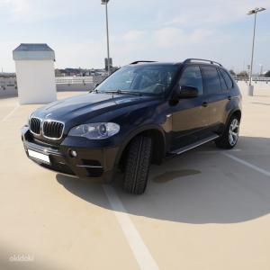 Melns BMW X5 2011 Narva, ar dzinēja tilpumu 3.00 L un nobraukumu 245 tūkst. km par 11500 €, foto 24 vietnē AUTOMOTO.COM.LV
