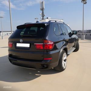 Melns BMW X5 2011 Narva, ar dzinēja tilpumu 3.00 L un nobraukumu 245 tūkst. km par 11500 €, foto 26 vietnē AUTOMOTO.COM.LV