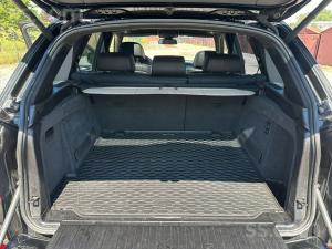 Black BMW X5 2011 in Riga, with an engine capacity of 3.00 L and mileage of 282 thousand km for 12000 €, photo 21 on AUTOMOTO.COM.LV