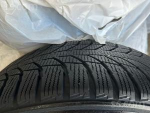 Black BMW X5 2011 in Riga, with an engine capacity of 3.00 L and mileage of 282 thousand km for 12000 €, photo 25 on AUTOMOTO.COM.LV