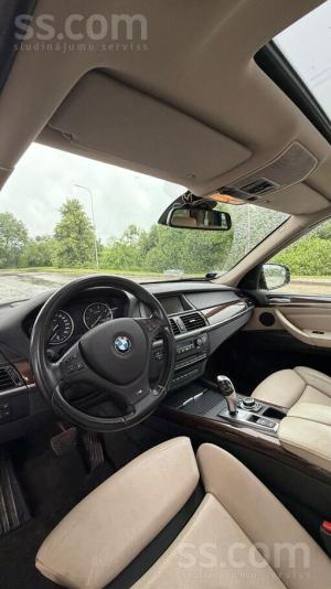 Melns BMW X5 2011 Kuldīga, ar dzinēja tilpumu 3.00 L un nobraukumu 0 tūkst. km par 10199 €, foto 9 vietnē AUTOMOTO.COM.LV