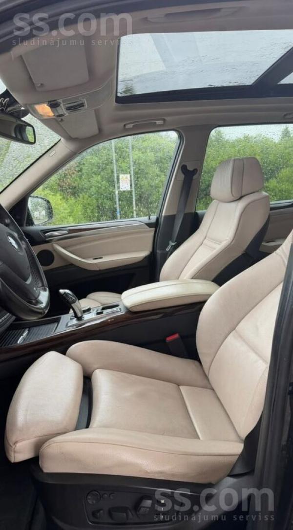 Melns BMW X5 2011 Kuldīga, ar dzinēja tilpumu 3.00 L un nobraukumu 0 tūkst. km par 10199 €, foto 10 vietnē AUTOMOTO.COM.LV