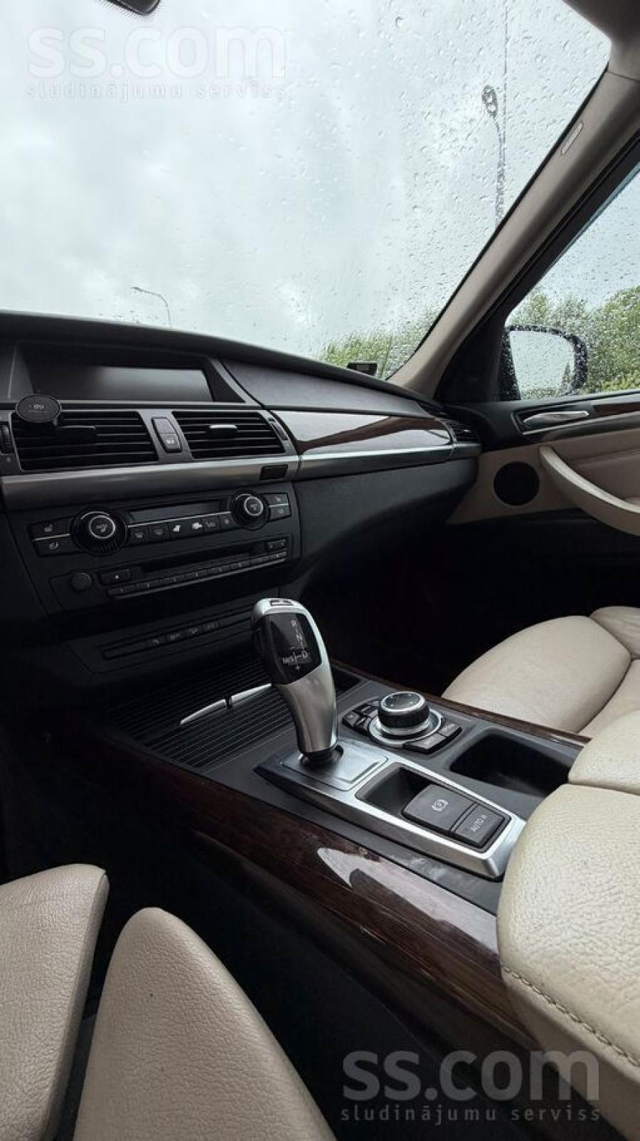 Melns BMW X5 2011 Kuldīga, ar dzinēja tilpumu 3.00 L un nobraukumu 0 tūkst. km par 10199 €, foto 12 vietnē AUTOMOTO.COM.LV