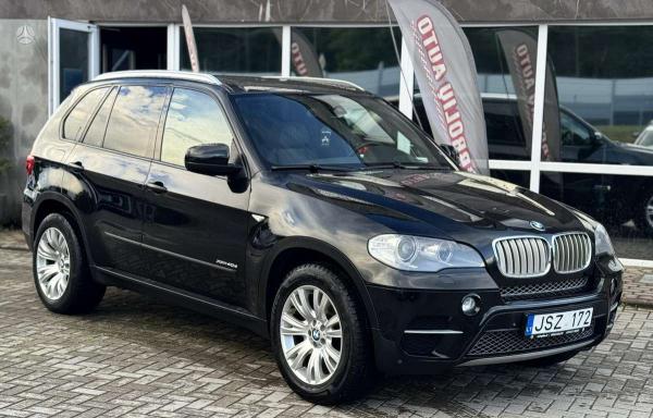 Melns BMW X5 2011 Radviliškis, ar dzinēja tilpumu 3.00 L un nobraukumu 366 tūkst. km par 10250 €, foto 4 vietnē AUTOMOTO.COM.LV