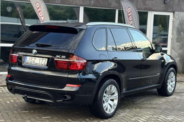 Melns BMW X5 2011 Radviliškis, ar dzinēja tilpumu 3.00 L un nobraukumu 366 tūkst. km par 10250 €, foto 9 vietnē AUTOMOTO.COM.LV