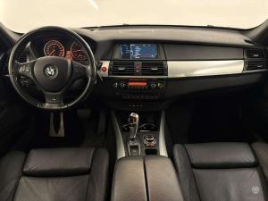 Black BMW X5 2011 in Marijampole, with an engine capacity of 2.99 L and mileage of 268 thousand km for 10999 €, photo 19 on AUTOMOTO.COM.LV
