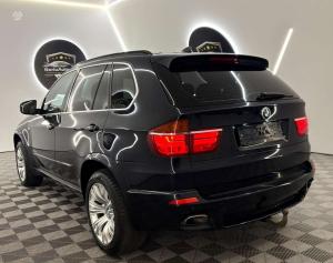 Black BMW X5 2011 in Marijampole, with an engine capacity of 2.99 L and mileage of 268 thousand km for 10999 €, photo 31 on AUTOMOTO.COM.LV