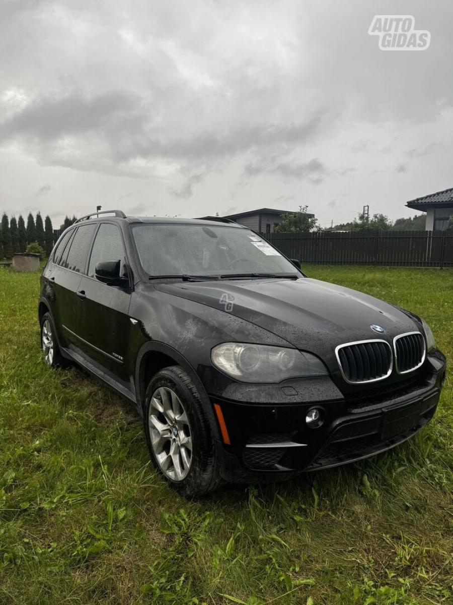 Melns BMW X5 2011 Šauļi, ar dzinēja tilpumu 3.00 L un nobraukumu 190 tūkst. km par 4490 €, foto 3 vietnē AUTOMOTO.COM.LV
