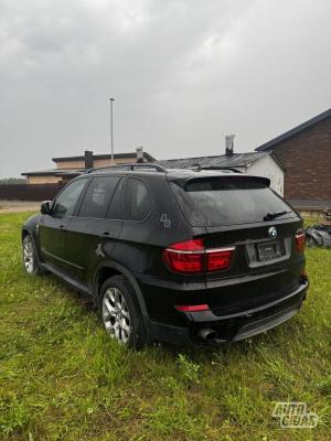 Melns BMW X5 2011 Šauļi, ar dzinēja tilpumu 3.00 L un nobraukumu 190 tūkst. km par 4490 €, foto 5 vietnē AUTOMOTO.COM.LV