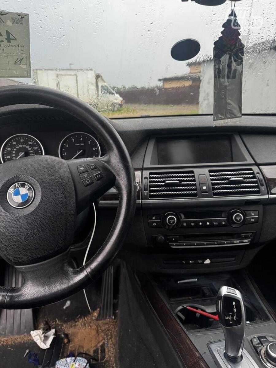 Melns BMW X5 2011 Šauļi, ar dzinēja tilpumu 3.00 L un nobraukumu 190 tūkst. km par 4490 €, foto 6 vietnē AUTOMOTO.COM.LV