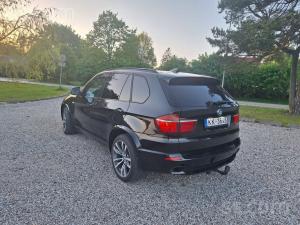 Melns BMW X5 2011 Jūrmala, ar dzinēja tilpumu 3.00 L un nobraukumu 380 tūkst. km par 11500 €, foto 3 vietnē AUTOMOTO.COM.LV