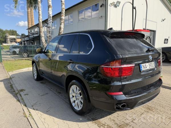 Melns BMW X5 2011 Rīga, ar dzinēja tilpumu 3.00 L un nobraukumu 234 tūkst. km par 11000 €, foto 7 vietnē AUTOMOTO.COM.LV