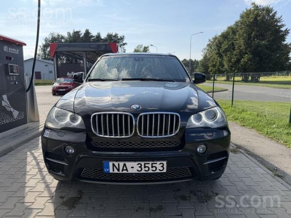 Melns BMW X5 2011 Rīga, ar dzinēja tilpumu 3.00 L un nobraukumu 234 tūkst. km par 11000 €, foto 2 vietnē AUTOMOTO.COM.LV