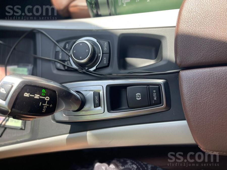 Melns BMW X5 2011 Rīga, ar dzinēja tilpumu 3.00 L un nobraukumu 278 tūkst. km par 10700 €, foto 12 vietnē AUTOMOTO.COM.LV