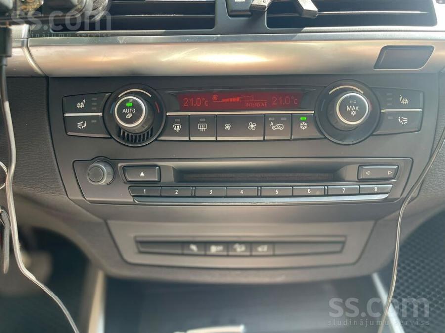 Melns BMW X5 2011 Rīga, ar dzinēja tilpumu 3.00 L un nobraukumu 278 tūkst. km par 10700 €, foto 13 vietnē AUTOMOTO.COM.LV