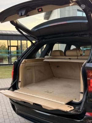 Melns BMW X5 2011 Tauragė, ar dzinēja tilpumu 2.99 L un nobraukumu 255 tūkst. km par 9400 €, foto 17 vietnē AUTOMOTO.COM.LV