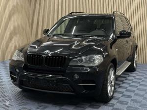 Black BMW X5 2011 in Marijampole, with an engine capacity of 2.99 L and mileage of 210 thousand km for 9950 €, photo 6 on AUTOMOTO.COM.LV