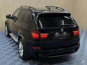 Black BMW X5 2011 in Marijampole, with an engine capacity of 2.99 L and mileage of 210 thousand km for 9950 €, photo 12 on AUTOMOTO.COM.LV