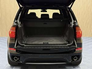 Black BMW X5 2011 in Marijampole, with an engine capacity of 2.99 L and mileage of 210 thousand km for 9950 €, photo 15 on AUTOMOTO.COM.LV