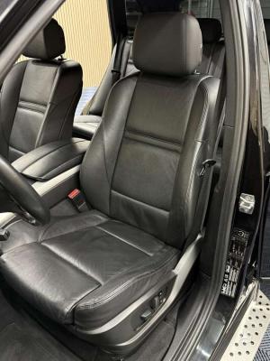 Black BMW X5 2011 in Marijampole, with an engine capacity of 2.99 L and mileage of 210 thousand km for 9950 €, photo 21 on AUTOMOTO.COM.LV