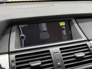 Black BMW X5 2011 in Marijampole, with an engine capacity of 2.99 L and mileage of 210 thousand km for 9950 €, photo 31 on AUTOMOTO.COM.LV