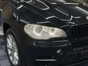 Black BMW X5 2011 in Marijampole, with an engine capacity of 2.99 L and mileage of 210 thousand km for 9950 €, photo 36 on AUTOMOTO.COM.LV