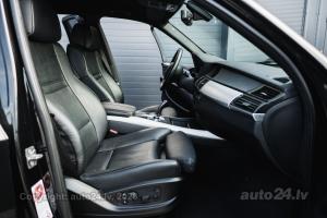 Black BMW X5 2011 in Tallinn, with an engine capacity of 3.00 L and mileage of 393 thousand km for 7990 €, photo 7 on AUTOMOTO.COM.LV