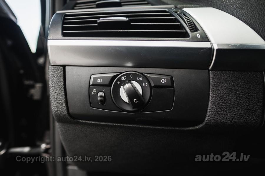 Black BMW X5 2011 in Tallinn, with an engine capacity of 3.00 L and mileage of 393 thousand km for 7990 €, photo 12 on AUTOMOTO.COM.LV