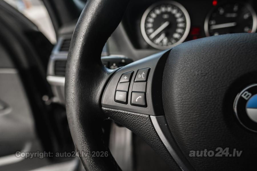 Black BMW X5 2011 in Tallinn, with an engine capacity of 3.00 L and mileage of 393 thousand km for 7990 €, photo 13 on AUTOMOTO.COM.LV