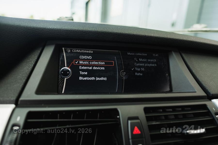 Black BMW X5 2011 in Tallinn, with an engine capacity of 3.00 L and mileage of 393 thousand km for 7990 €, photo 16 on AUTOMOTO.COM.LV